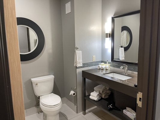 HOLIDAY INN EXPRESS & SUITES AMARILLO WEST - Updated July 2025 - 148 ...