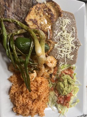 CAROLINA BAR Y COCINA - Updated October 2025 - 12 Photos - 1945 Decker ...