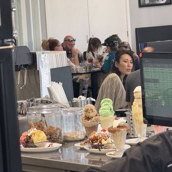 LEATHERBY’S FAMILY CREAMERY- FOLSOM - Updated June 2024 - 241 Photos ...