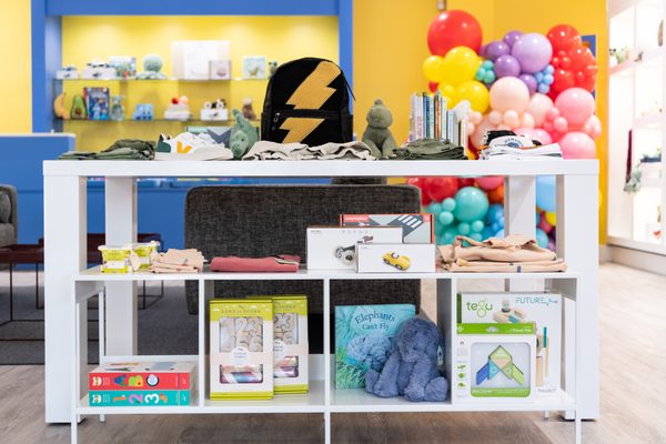 STATE OF KID - Updated October 2025 - 12 Photos - 5822 Sunset Dr, South ...