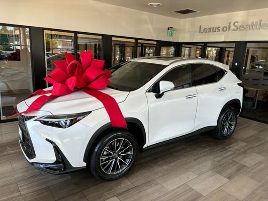 LEXUS OF SEATTLE - Updated October 2025 - 74 Photos & 273 Reviews ...