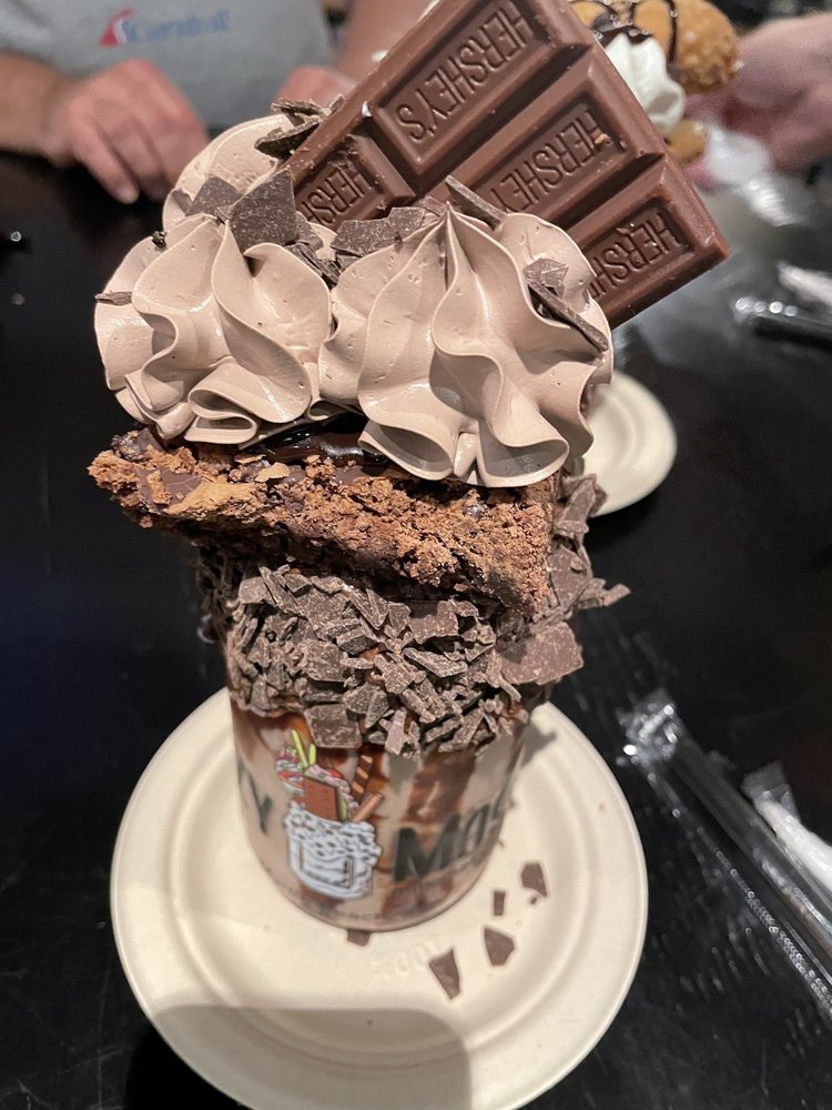 810 ENTERTAINMENT - Updated January 2026 - 153 Photos & 128 Reviews ...