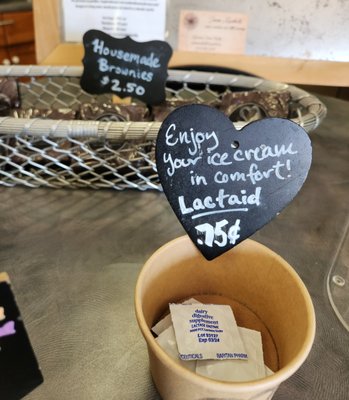 ULTIMATE ICE CREAM - Updated November 2025 - 38 Photos & 77 Reviews ...