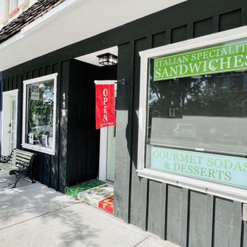 THE CRUNCHY PICKLE - Updated March 2025 - 26 Photos & 25 Reviews - 116 ...