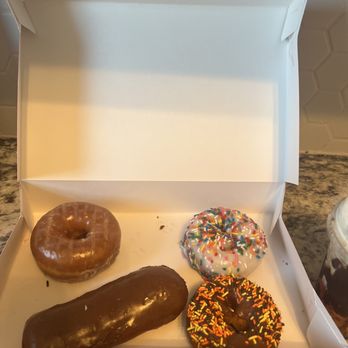 TONY’S DONUTS - HAZELWOOD - Updated December 2025 - 139 Photos & 135 ...