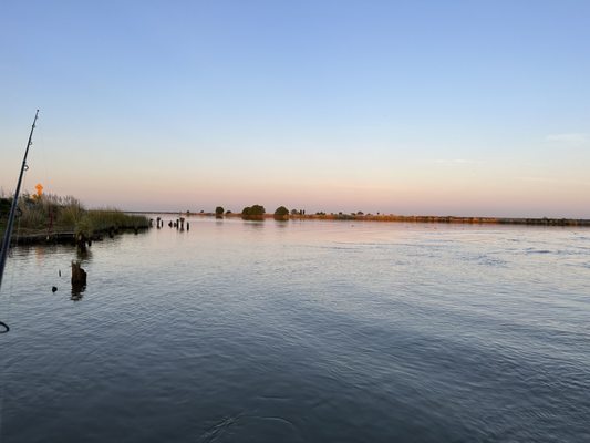 B & W RESORT MARINA - Updated December 2025 - 62 Photos & 44 Reviews ...