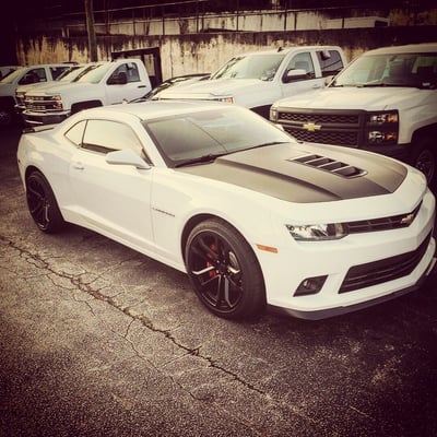 HENDRICK CHEVROLET - Updated July 2025 - 42 Photos & 131 Reviews - 1620 ...