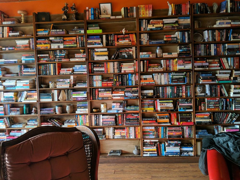 THE BOOK NOOK CAFE - Updated December 2025 - 2859 Oak Street, Chemainus, British Columbia ...