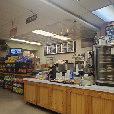 LOU’S DELI - Updated October 2025 - 32 Photos & 28 Reviews - 412 S Main ...
