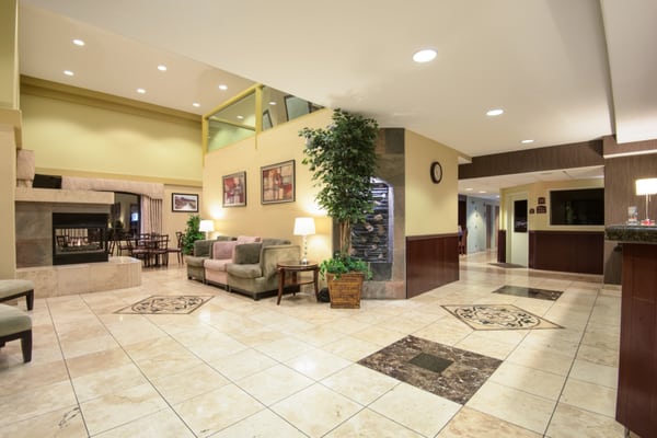 HOLIDAY INN EXPRESS PRESCOTT - 86 Photos & 79 Reviews - 3454 Ranch Dr ...