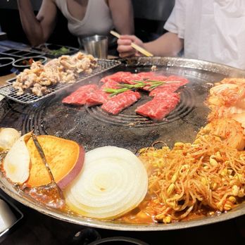 PIGYA - Updated June 2025 - 1357 Photos & 658 Reviews - 3400 W 8th St ...