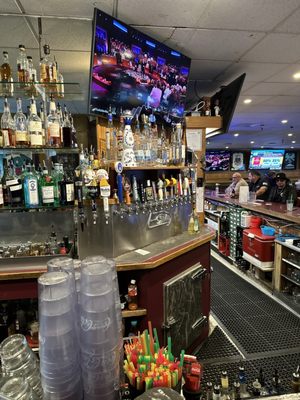 DINO’S PUB - Updated December 2025 - 147 Photos & 208 Reviews - 1800 NE ...