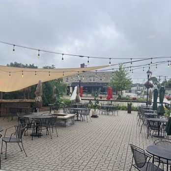 ZISTERS - Updated January 2026 - 322 Photos & 367 Real Reviews - 13425 ...