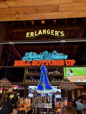 LAINEY WILSON’S BELL BOTTOMS UP - Updated December 2025 - 207 Photos ...