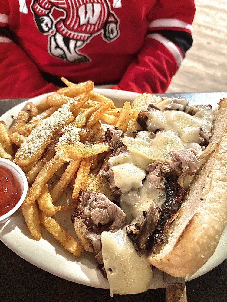 ESSEN HAUS - Updated May 2025 - 142 Photos & 255 Reviews - 514 E Wilson ...