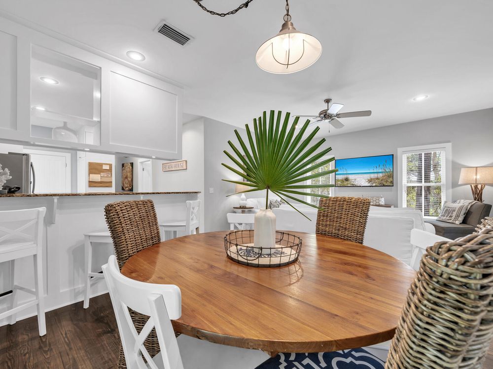 SURFSIDE PROPERTY GROUP - Updated December 2025 - 103 Photos - 629 Ricker Ave, Santa Rosa Beach ...