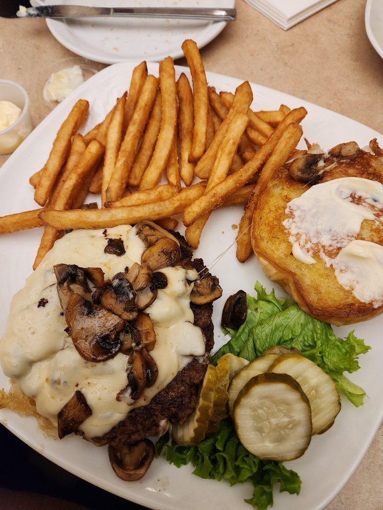 ZEBB’S FAMILY RESTAURANT - 59 Photos & 64 Reviews - 2701 W Morgan Ave ...