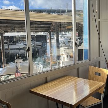 SEAFAB CAFE - Updated July 2024 - 57 Photos & 29 Reviews - 1001 NE Boat ...