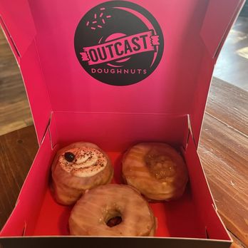 OUTCAST DOUGHNUTS - Updated January 2025 - 203 Photos & 118 Reviews ...