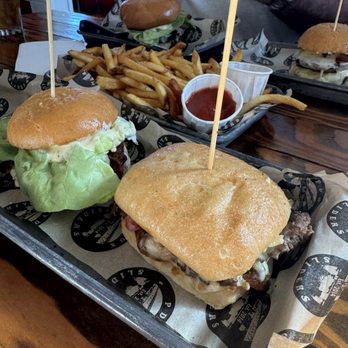 PDX SLIDERS - Updated December 2025 - 929 Photos & 1275 Reviews - 1605 ...