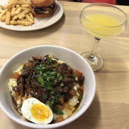 THE DANDY LION - Updated March 2025 - 260 Photos & 193 Reviews - 111 S ...