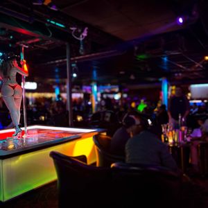 THE PENDULUM CLUB SOUTH - Updated April 2025 - 8101 Airport Blvd ...