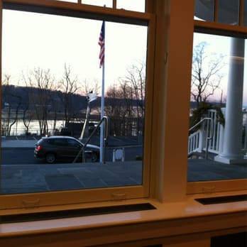 COLD SPRING HARBOR LIBRARY - Updated November 2025 - 17 Photos & 13 ...