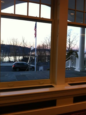 COLD SPRING HARBOR LIBRARY - Updated December 2025 - 17 Photos & 13 ...