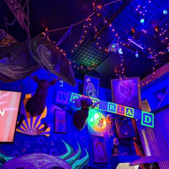 WONDERLAND - Updated October 2025 - 58 Photos & 59 Reviews - 1727 E ...