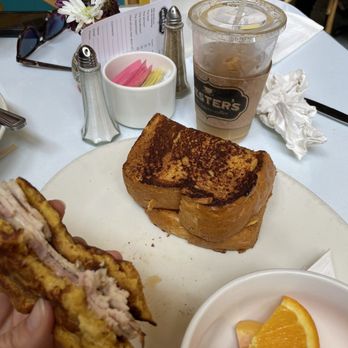 HESTER’S CAFE & COFFEE BAR - SIX POINTS - Updated May 2024 - 646 Photos ...