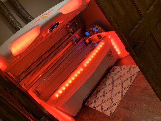 BRONZE BAR TANNING - Updated November 2025 - 26 Photos & 20 Reviews ...