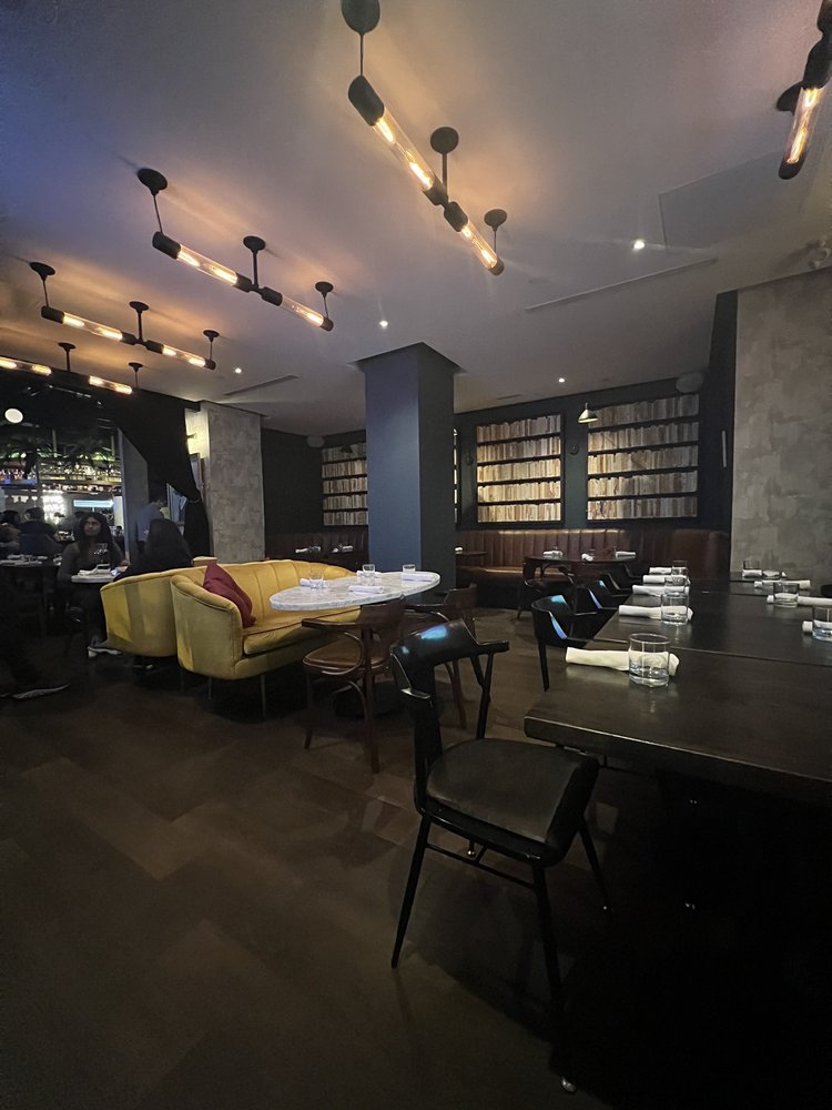 THE FORTUNATE FOX - 57 Photos & 43 Reviews - 280 Bloor Street W ...