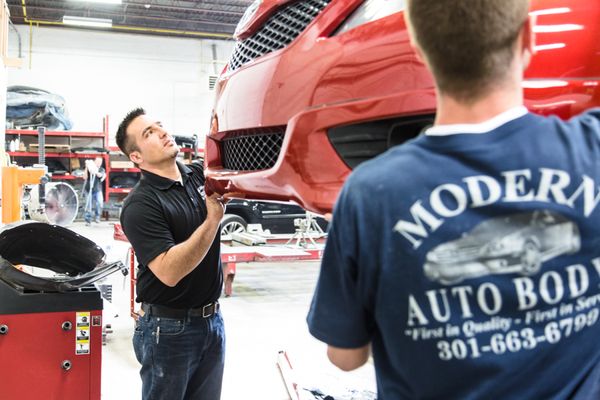 MODERN AUTO BODY - Updated September 2025 - 19 Photos & 22 Reviews ...