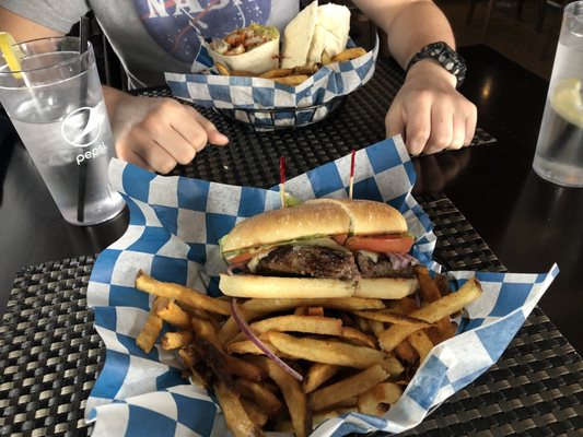 BLUE BULL TAVERN - 82 Photos & 73 Reviews - Sports Bars - 1300 Sweet ...