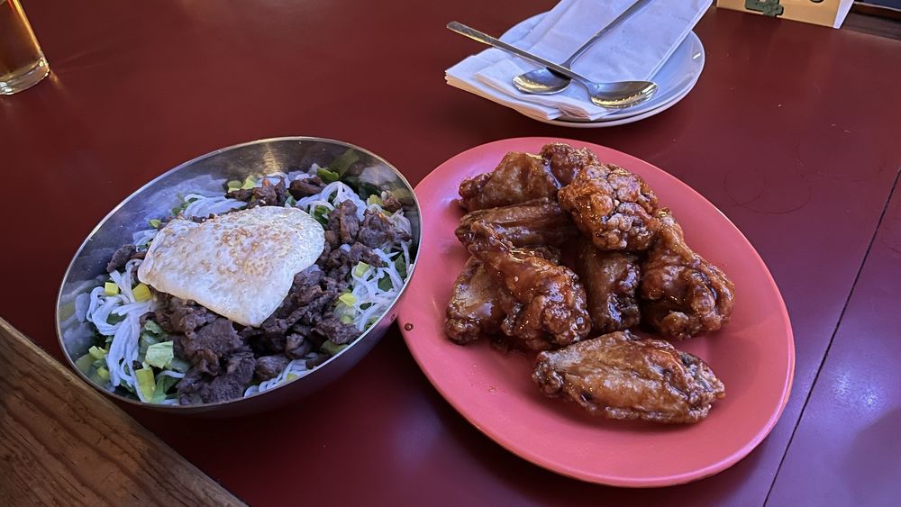 LAKESIDE TAVERN - Updated October 2025 - 37 Photos & 21 Reviews - 5406 ...