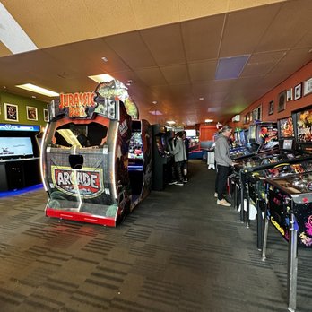 RUCKUS ROOM ARCADE AND FUN CENTER - Updated December 2025 - 28 Photos ...