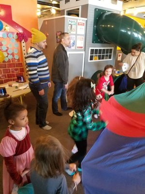 WONDER WORKS CHILDREN’S MUSEUM - 50 Photos & 82 Reviews - Children's ...