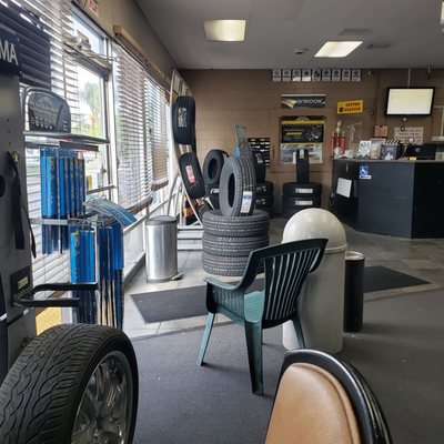JIM’S TIRE & SERVICE CENTER - Updated December 2025 - 71 Photos & 366 ...
