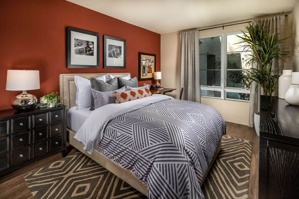 TRIO APARTMENTS - Updated December 2025 - 85 Photos & 103 Reviews - 44 ...