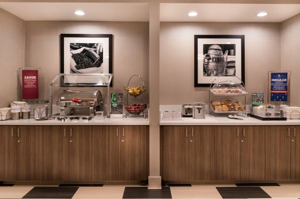 HAMPTON INN CHANNEL ISLANDS HARBOR - Updated December 2025 - 390 Photos ...