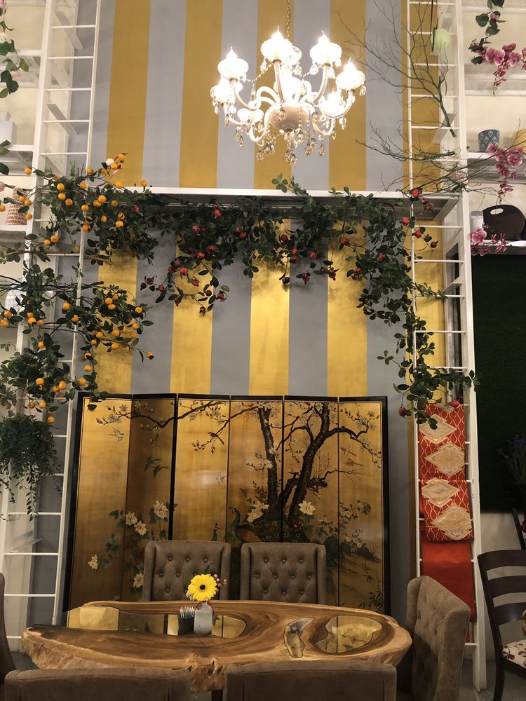 UME FLORAL CAFE - 11 Photos - 22G Riverside Nong Chik, Johor Bahru ...