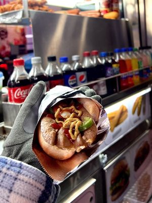 SABRETT HOT DOG STREET CART - Updated December 2025 - 15 Photos ...