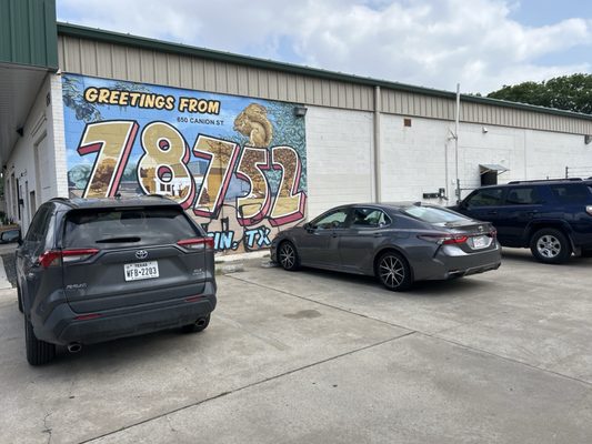 HEARTENING - Updated January 2026 - 33 Photos - 650 Canion St, Austin ...