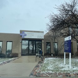 ADVOCATE CONDELL MEDICAL CENTER - 21 Photos & 144 Reviews - 801 S ...