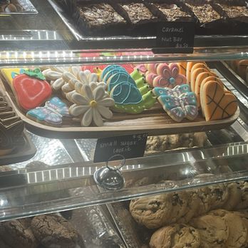 LUNA BAKERY CAFE - Updated October 2024 - 567 Photos & 459 Reviews ...