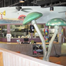MELLOW MUSHROOM - HILTON HEAD ISLAND - Updated August 2024 - 151 Photos ...