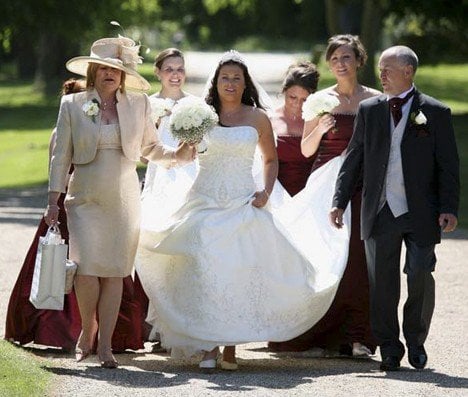 SPAINS HALL ESTATE - Updated March 2025 - 11 Photos - Spains Hall Rd ...