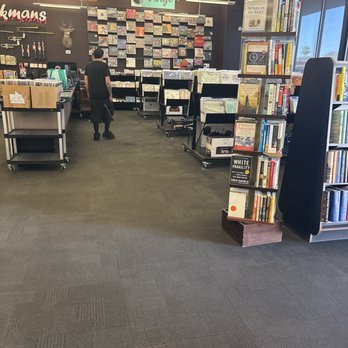 BOOKMANS ENTERTAINMENT EXCHANGE - Updated December 2025 - 161 Photos ...