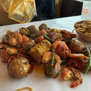 THE BOILING STATION - Updated December 2025 - 62 Photos & 95 Reviews ...