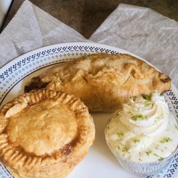 THE PIE STORE - Updated December 2025 - 135 Photos & 243 Reviews - 100 ...